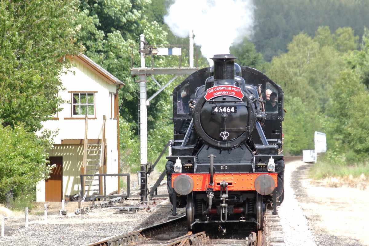 Hobbyist Restores Steam Locomotive to Pristine Condition–Puffs Down the ...