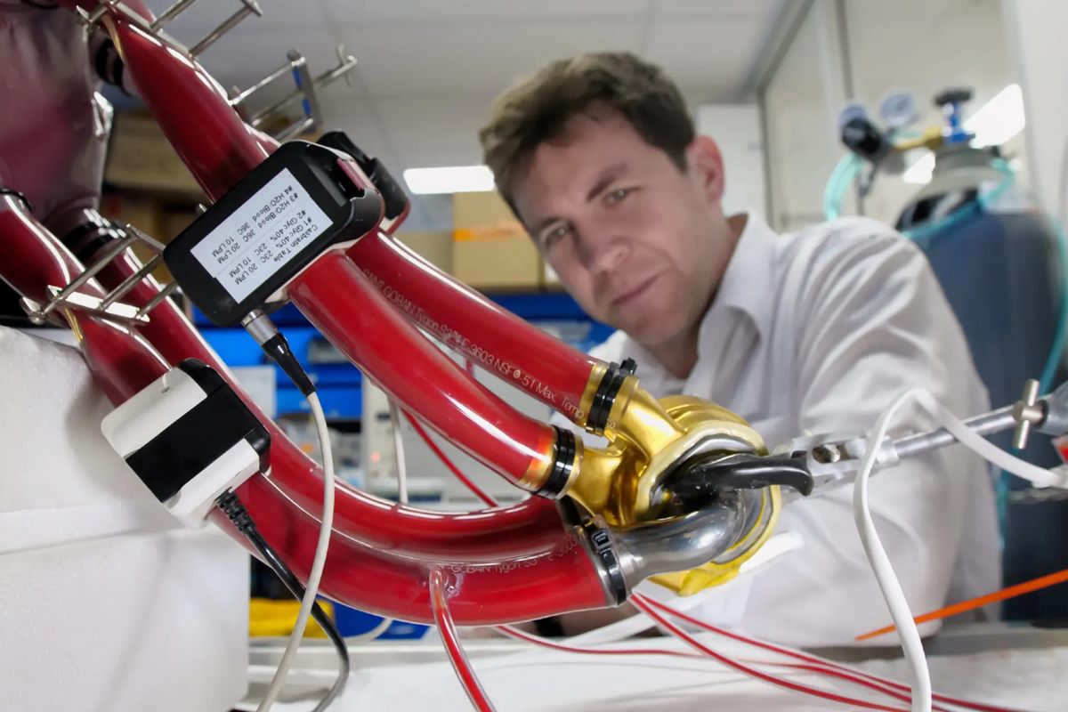Titanium Maglev Heart Implanted Successfully in a Patient for First ...