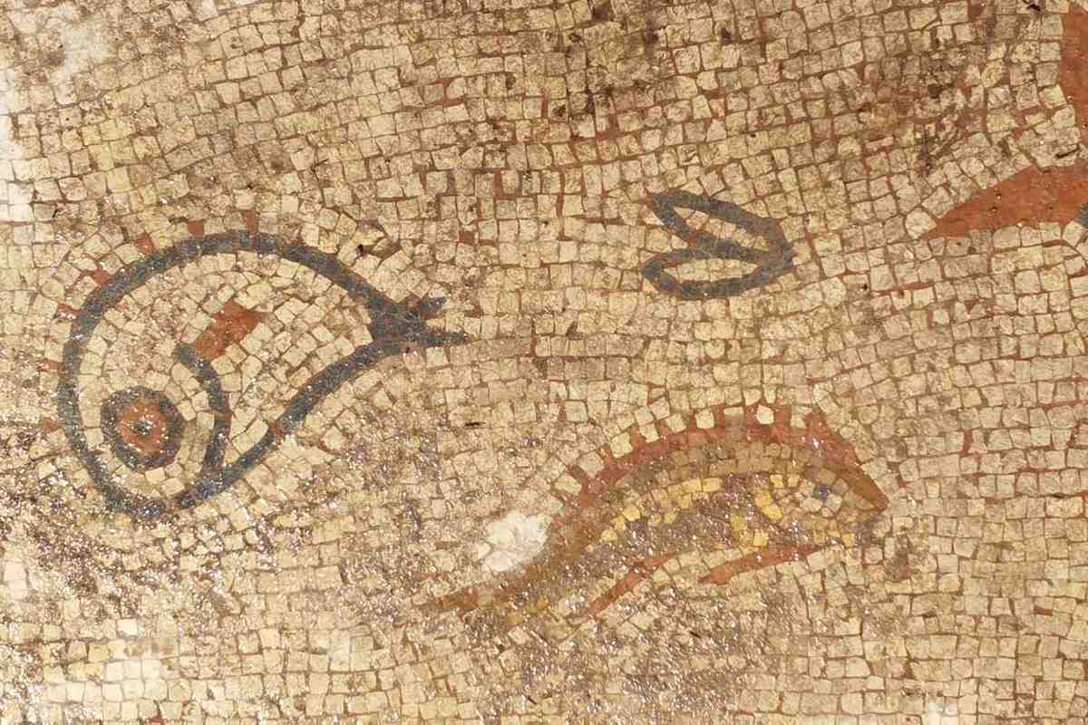 2,000-Year-old Roman Mosaic Floor Decorated with Sea Creatures ...