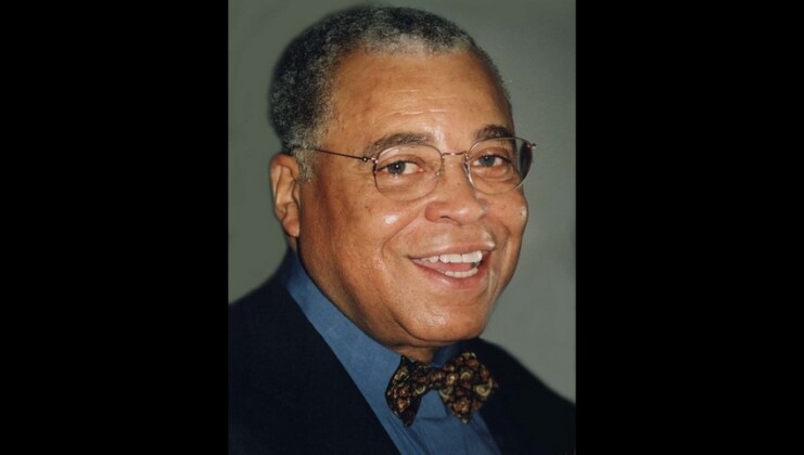 Remembering James Earl Jones – The Voice of Millennials' Childhood and ...