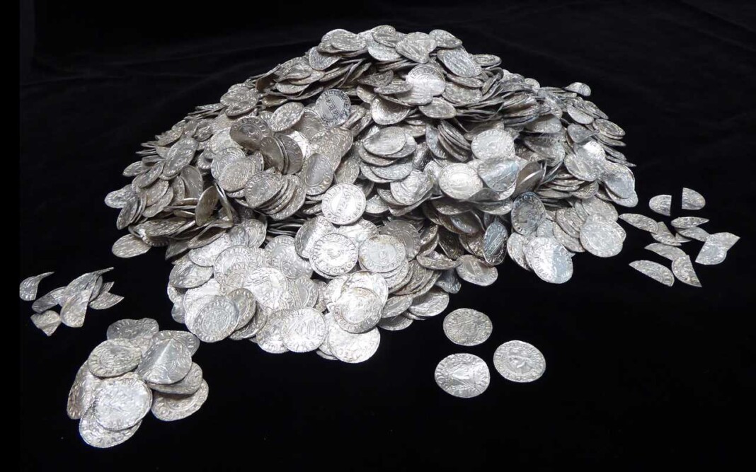 Hoard of 1,000-yo Coins Unearthed in Farmer’s Field Nets Millions for ...