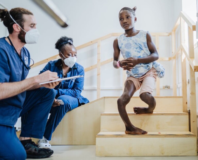 Schoolgirl With Severely Bowed Legs Gets Life-Changing Surgery to Straighten Them–And is Now 5 ...
