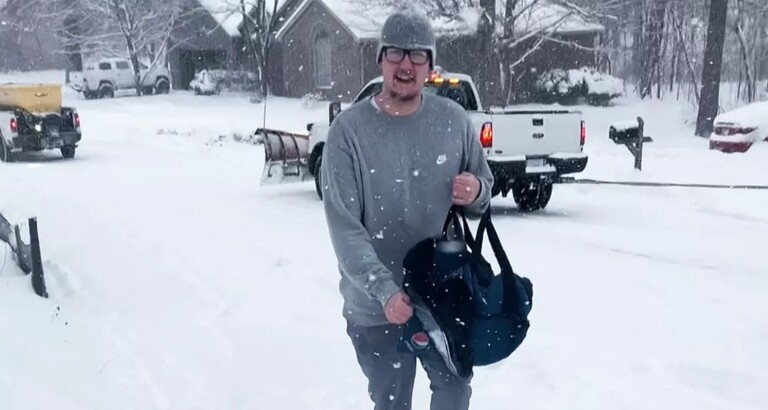 Officer Crowdfunds $40K for Pizza Driver Who Only Got $2 Tip in ...