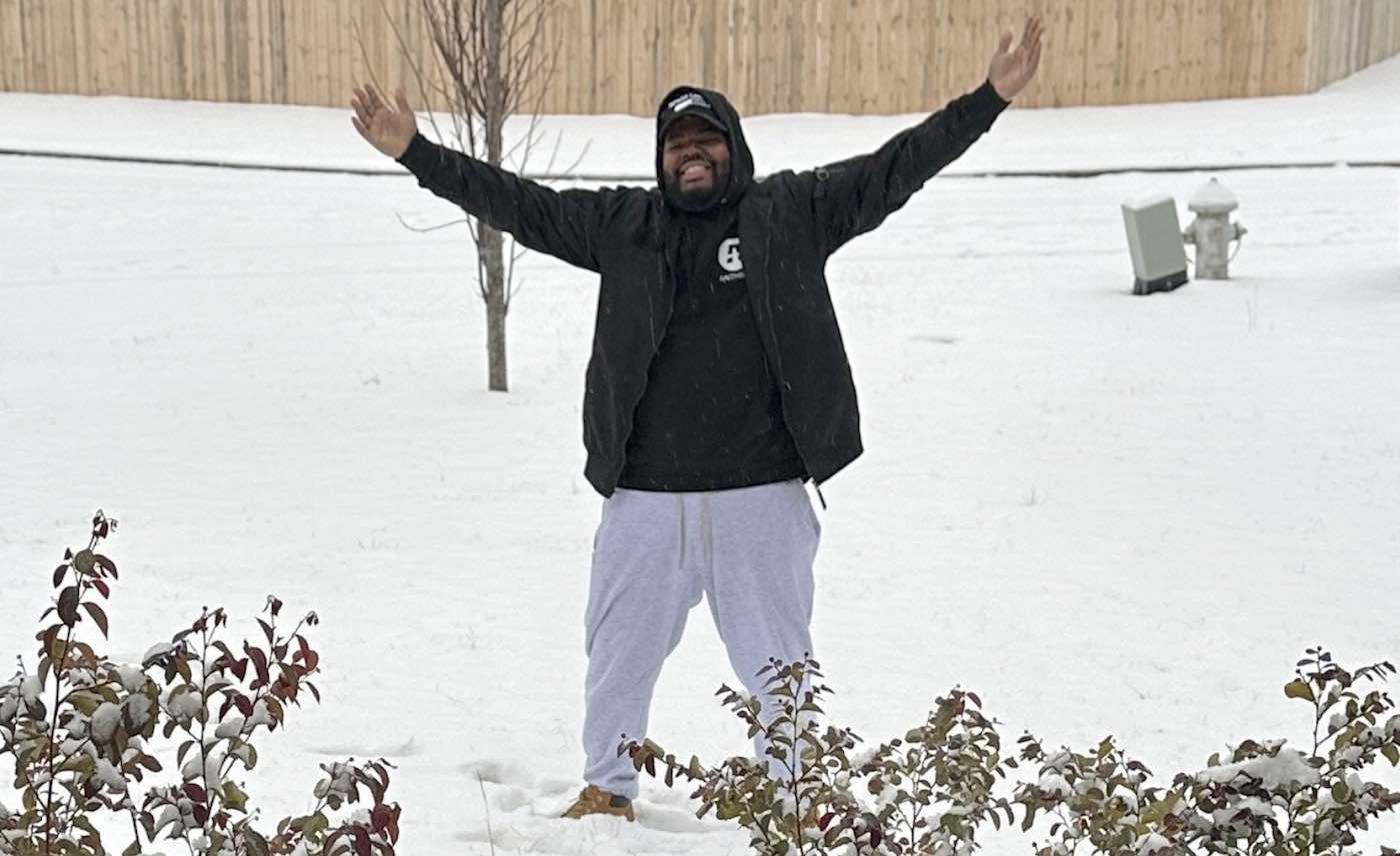Watch Giddy Florida Man Experiencing Snow for the First Time–And Making ...