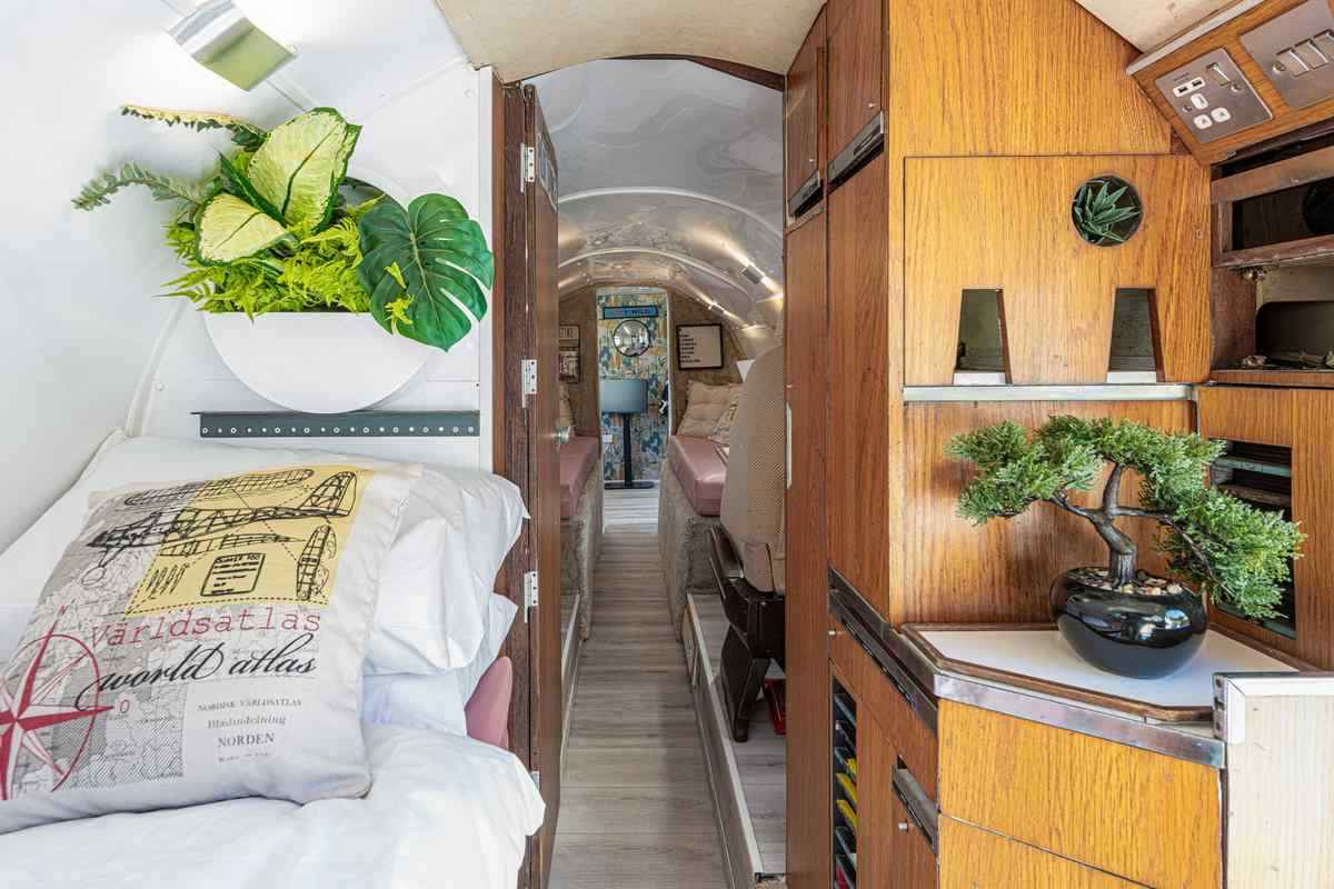Dad Turns 1970s Private Jet into Airbnb Rental Complete with Original ...