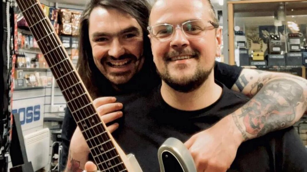 Musician Infuses Dad’s Ashes into His Guitar Fretboard- to Be with Him ...