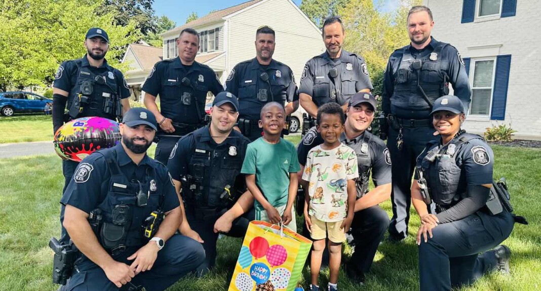 A Policing Act of Kindness After Little Boy in Detroit Calls 911 to ...