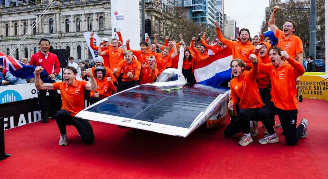 Solar-Powered Cars Race Across Australian Outback – with Fins to Also ...