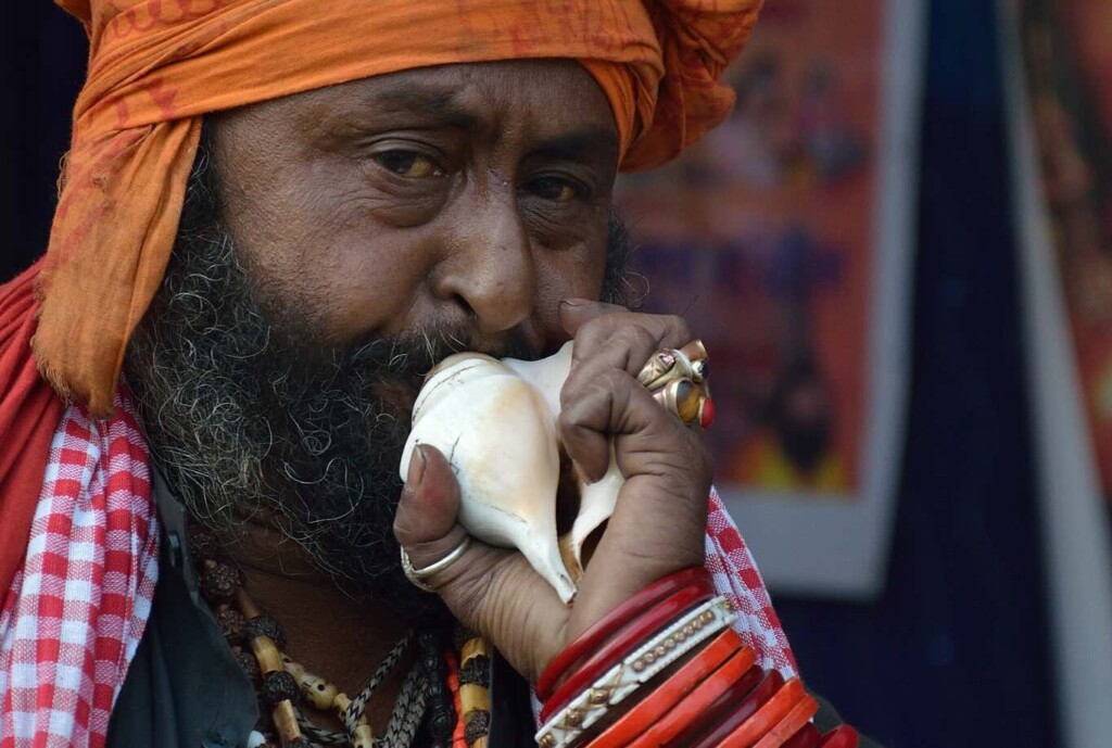 Blowing in a Conch Shell Helps Treat Dangerous Snoring Symptoms for ...