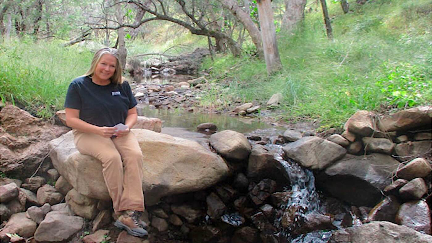 She Used Nature to Transform Dry Stream Beds into Lush Oasis During ...