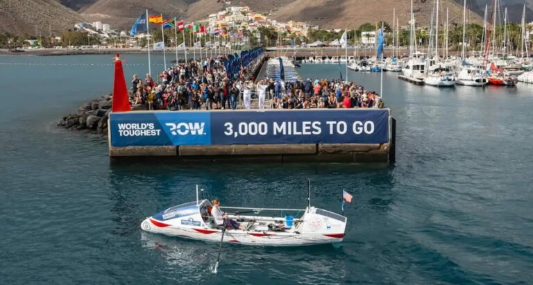 Nebraska Woman Learns to Row, Then Becomes First Female to Cross the ...